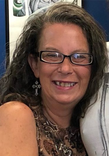 Lisa George's Instagram, Twitter & Facebook on IDCrawl